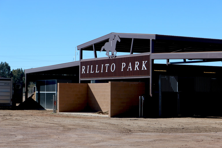 Quarter horse trainers get back into routine for Rillito racing